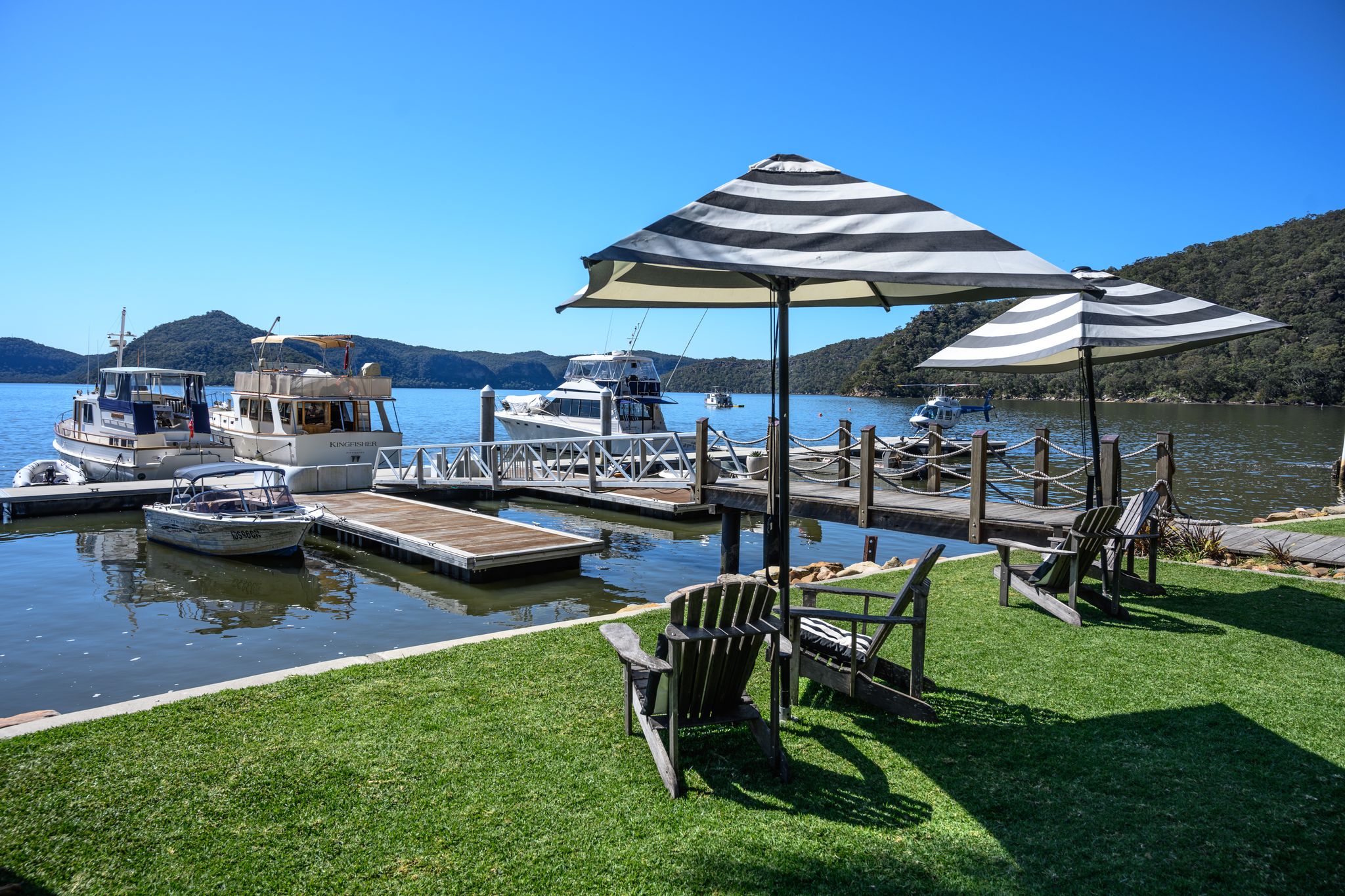 Peats Bite Escape - Sydney Helicopter Flights and Tours